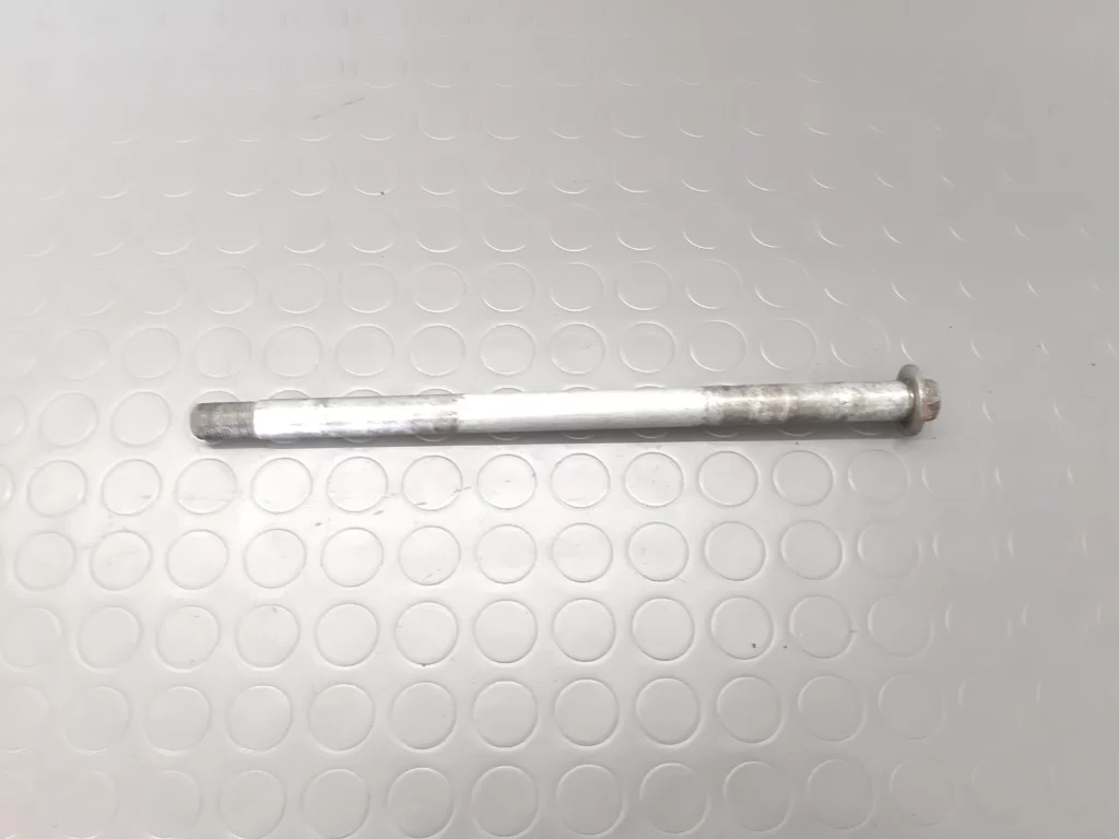 Rear wheel axle Honda NX 650 Dominator (RD02) Yr. 1988-94